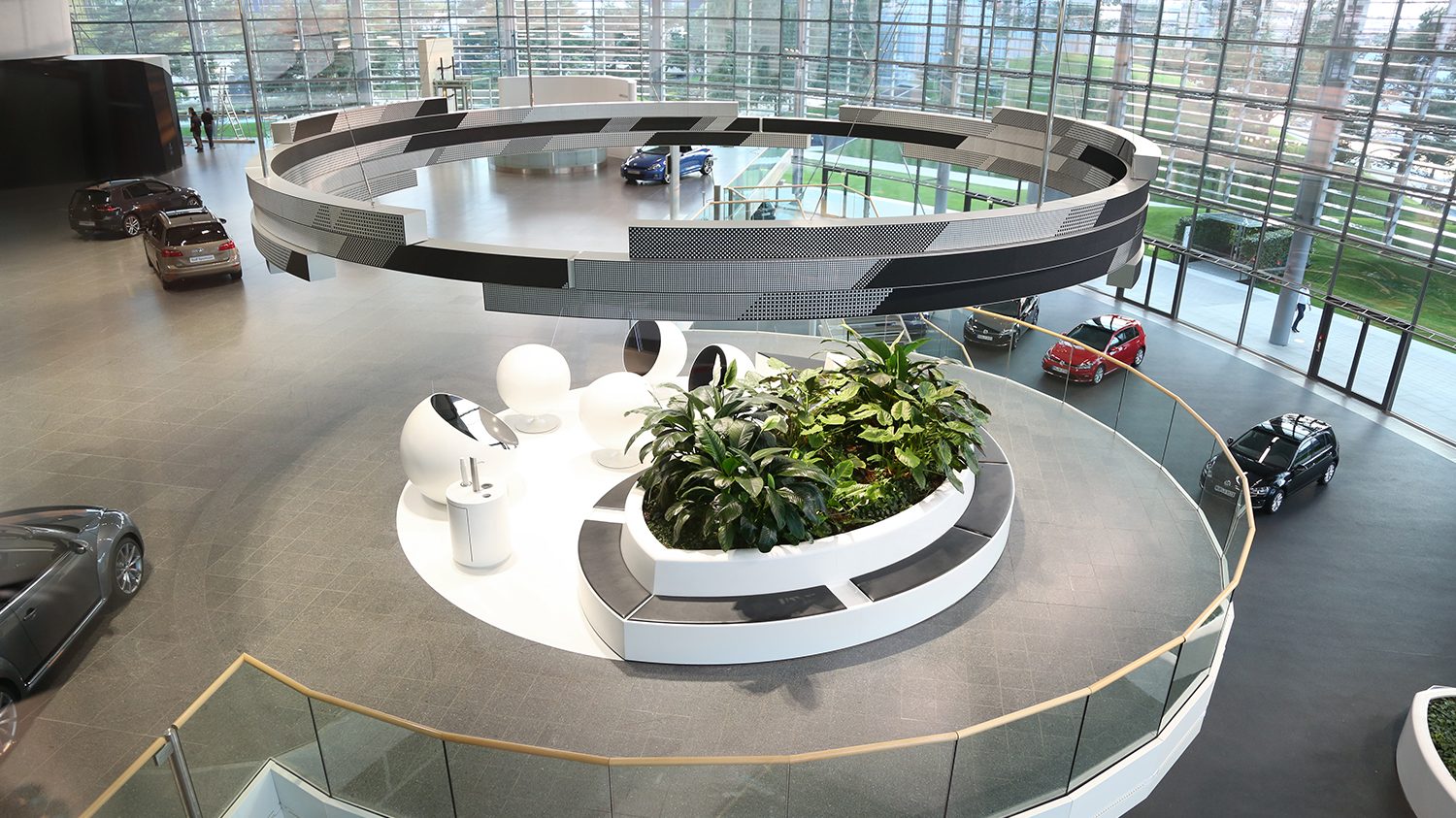Spectacular 360° display in the Autostadt Wolfsburg - item - Blog